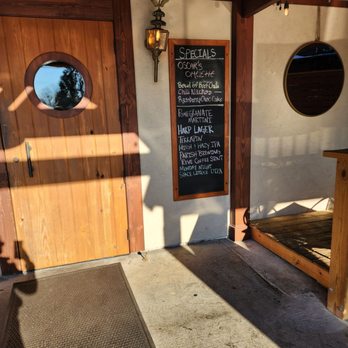 WHEELHOUSE CRAFT PUB AND KITCHEN - Updated October 2025 - 271 Photos ...