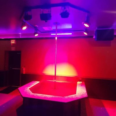 THE LOUNGE - Updated August 2025 - 6210 NE Columbia Blvd, Portland ...