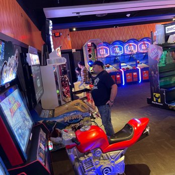 XSCAPE ENTERTAINMENT CENTER - Updated December 2025 - 342 E Broadway ...