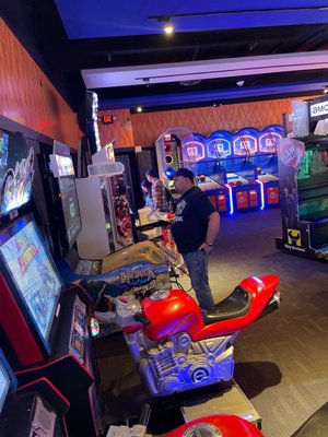 XSCAPE ENTERTAINMENT CENTER - Updated December 2025 - 342 E Broadway ...