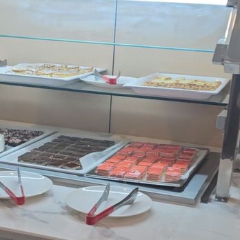 SEA & SKY FEAST BUFFET - Updated November 2024 - 297 Photos & 52 ...