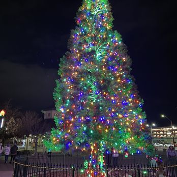 ENGINE 8 URBAN WINERY - Updated June 2024 - 393 Photos & 168 Reviews ...