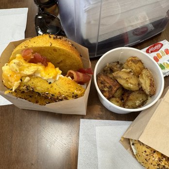 BALTIK’S BAGEL - Updated December 2024 - 44 Photos & 29 Reviews - 6801 ...