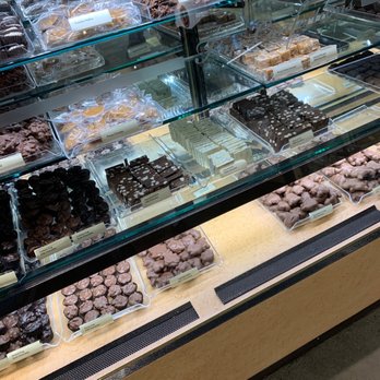 ENSTROM CANDIES - Updated November 2025 - 24 Photos - 120 W Park, Grand ...