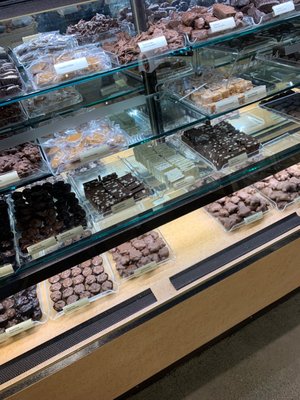 ENSTROM CANDIES - Updated November 2025 - 24 Photos - 120 W Park, Grand ...