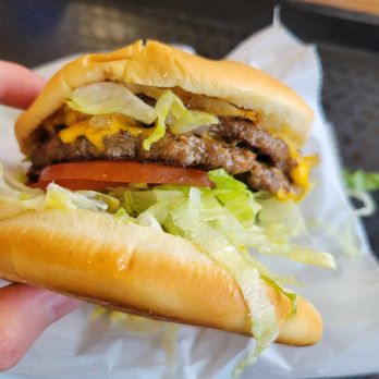 SULLY’S DRIVE-IN - Updated June 2024 - 169 Photos & 264 Reviews - 220 N ...