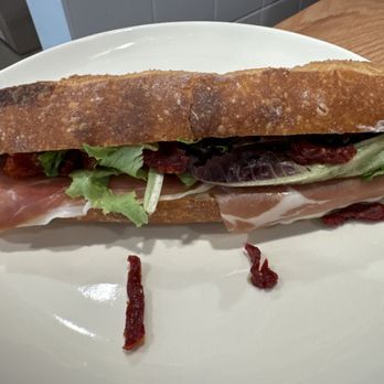 MAISON BENOIT - Updated August 2024 - 345 Photos & 224 Reviews - 402 ...