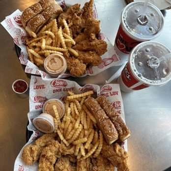 RAISING CANE’S CHICKEN FINGERS - Updated July 2025 - 234 Photos & 168 ...