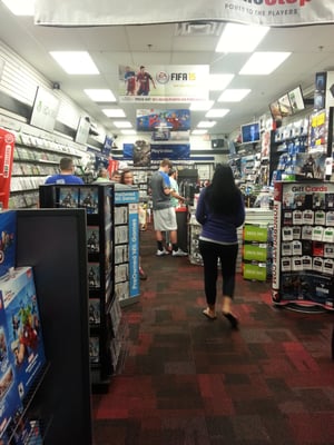 GAMESTOP - Updated September 2025 - 20 Reviews - 2501 W Happy Valley Rd ...