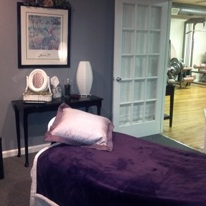 SMILERS DAY SPA - Updated December 2025 - 1185 N Main St, Providence ...