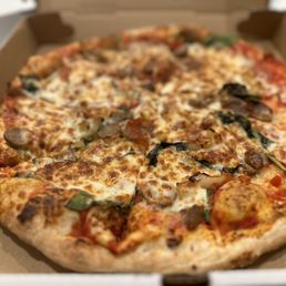 BACIO PIZZERIA - Updated July 2024 - 313 Photos & 355 Reviews - 81 ...