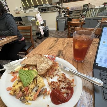 BROTHERS CAFE - Updated March 2025 - 1564 Photos & 1196 Reviews - 382 ...