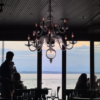 SIX SEVEN RESTAURANT - Updated December 2024 - 2141 Photos & 1328 ...