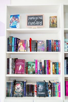 MEET CUTE ROMANCE BOOKSHOP - Updated December 2024 - 117 Photos & 64 ...