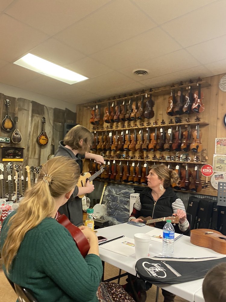 THE BLUE GRASS SHACK - Updated January 2026 - 904 Old Baldwin Rd, New ...