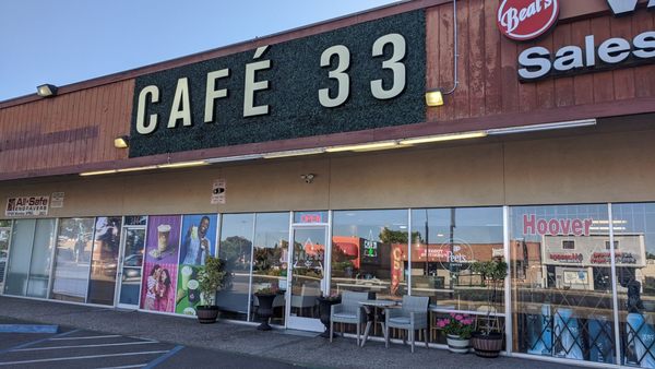 CAFE 33 - Updated July 2024 - 90 Photos & 66 Reviews - 1840 Fulton Ave, Sacramento, California ...