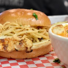 THE HUNGRY MULE - 194 Photos & 251 Reviews - Burgers - 463 S Rand Rd ...