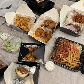 ATL WING SPOT - Updated January 2025 - 75 Photos & 46 Reviews - 97 ...