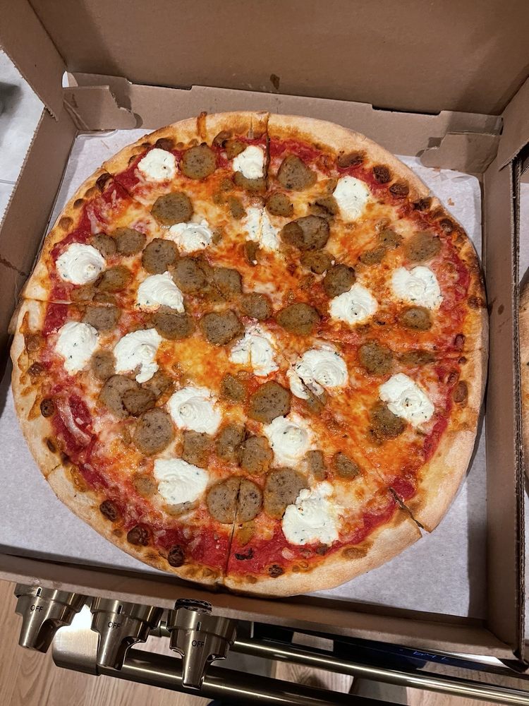 THREE FELLAS PIZZA - Updated May 2026 - 70 Photos & 100 Reviews - 4-8 ...