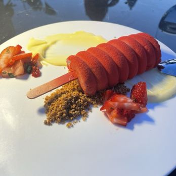 LADIDA - Updated December 2025 - 70 Photos & 13 Reviews - 465 La ...