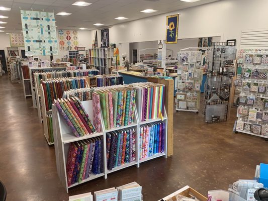 HONEY BEE QUILT STORE - Updated December 2025 - 41 Photos & 31 Reviews ...