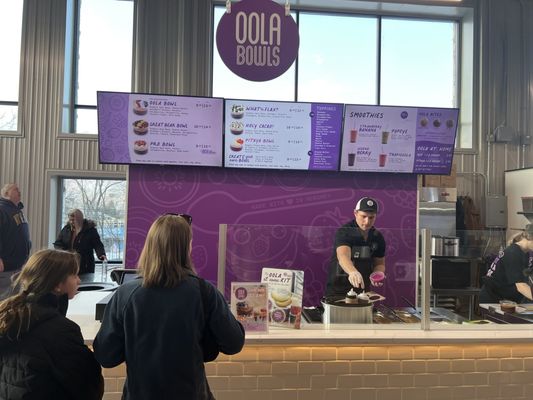 OOLA BOWLS - Updated August 2025 - 121 Towne Square Dr, Hershey ...