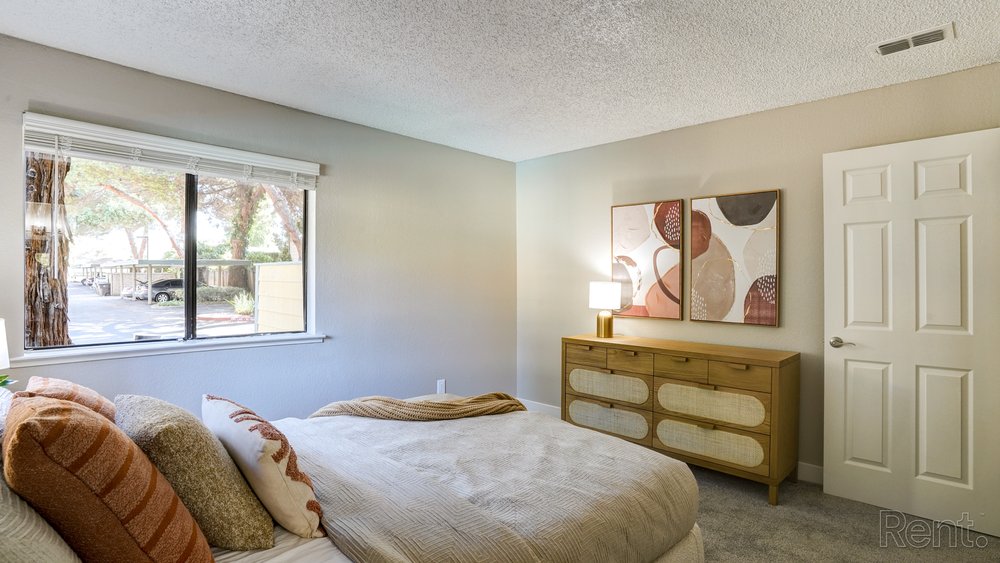 AUSTIN COMMONS APARTMENTS - Updated January 2026 - 13 Photos & 11 Real ...