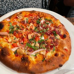 KIN WINDSOR - Updated October 2025 - 900 Photos & 901 Reviews - 740 ...