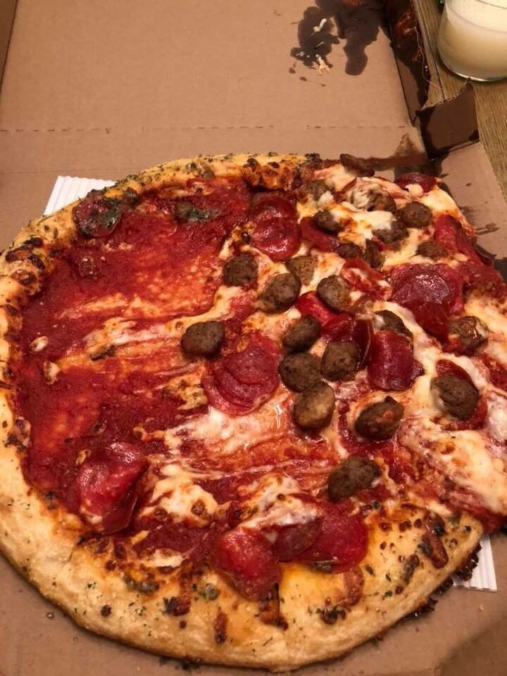 PIZZA HUT - Updated October 2025 - 12 Reviews - 2000 Club Pond Rd ...