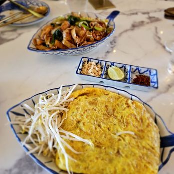 KIN DEE - Updated April 2024 - 2236 Photos & 870 Reviews - 1533 N ...