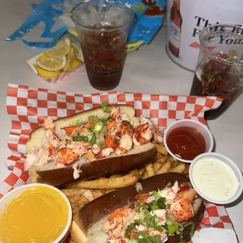 ANGRY CRAB SHACK - Updated February 2025 - 81 Photos & 72 Reviews ...