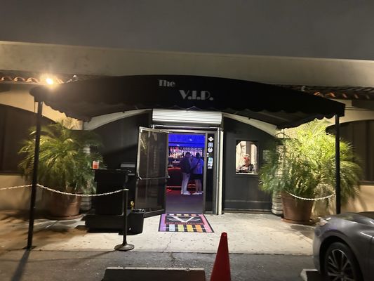 VIP NIGHTCLUB & RESTAURANT - Updated December 2025 - 135 Photos & 198 ...