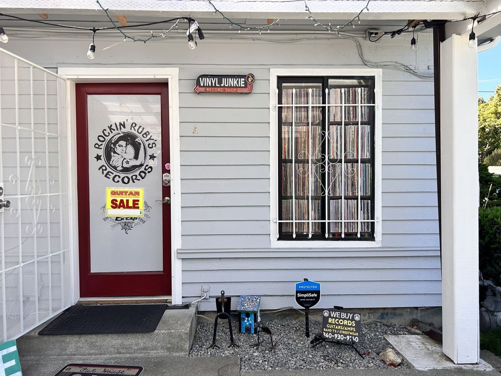 ROCKIN RUBY’S RECORDS - Updated December 2024 - 41 Photos & 10 Reviews ...