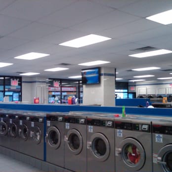 A&R LAUNDROMAT - Updated September 2025 - 20 Photos - 102-34 Jamaica ...
