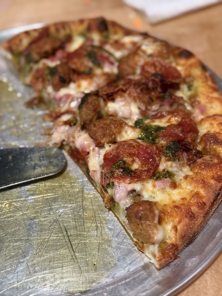 DIORIO’S PIZZA & PUB - Updated December 2025 - 239 Photos & 160 Reviews ...