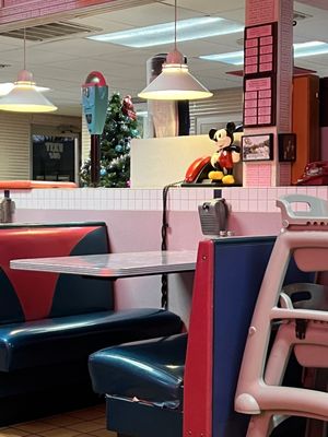 PIXIE RESTAURANT - Updated August 2025 - 43 Photos & 85 Reviews - 302 N ...