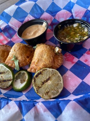 BLUE MOON KITCHEN & BAR - 32 Photos & 31 Reviews - 26 Millyard ...