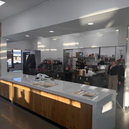 KONALA - Updated July 2025 - 29 Photos & 28 Reviews - 6740 N Division ...