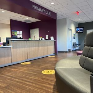 AVECINA MEDICAL - TINSELTOWN - Updated April 2025 - 16 Photos & 38 ...