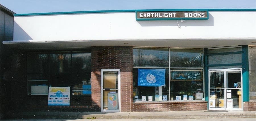 Earthlight Books - Trusted Since 1973 - Updated July 2025 - 12 Reviews ...