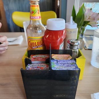 SVEA - Updated August 2025 - 246 Photos & 347 Reviews - 5236 N Clark St ...