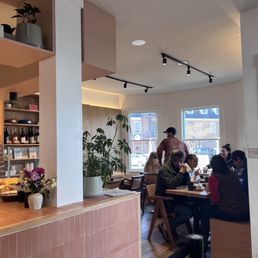 HOHL - Updated July 2025 - 46 Photos & 21 Reviews - 219 N Boundary St ...