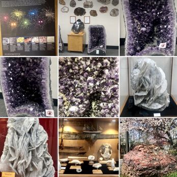 CRATER ROCK MUSEUM & GIFT SHOP - Updated October 2025 - 44 Photos & 27 ...