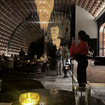 SIDEBAR - Updated October 2025 - 18 Photos - 9757 Katy Fwy, Houston ...