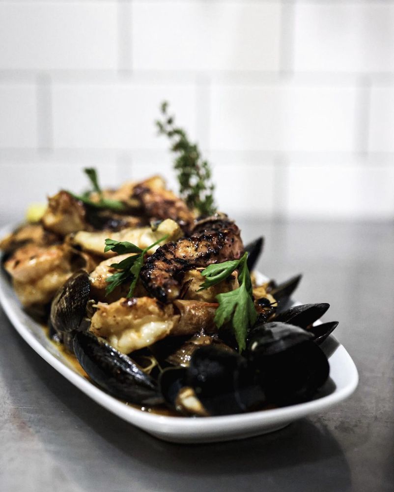 BLUE SEAFOOD BAR - Updated January 2026 - 441 Photos & 245 Reviews ...