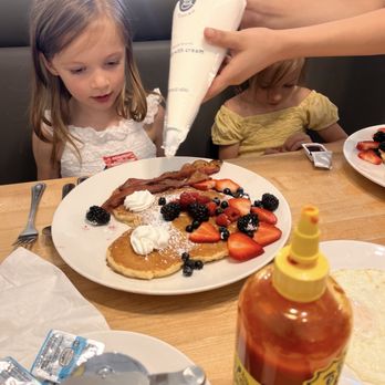 EGGSQUISITE CAFE - ROCKWALL - Updated July 2024 - 398 Photos & 574 ...