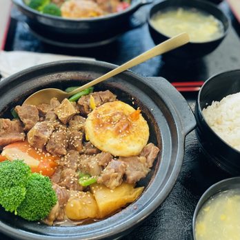 SIZZLING POT HOUSE - Updated May 2024 - 37 Photos & 11 Reviews - 2725 ...