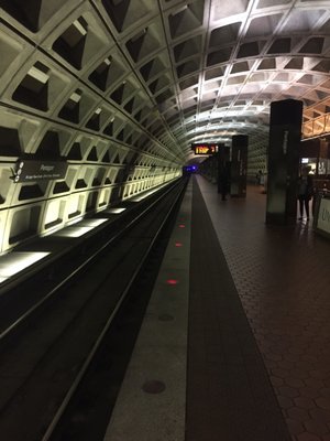 Pentagon Metro Station - 20 Photos & 12 Reviews - Train Stations - 2 S ...