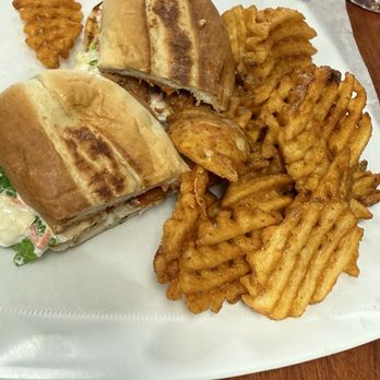 SAROM’S SOUTHERN KITCHEN - Updated August 2025 - 1136 Photos & 775 ...