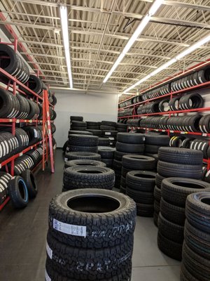 Town Fair Tire - Updated May 2026 - 26 Photos & 71 Reviews - 994 North ...